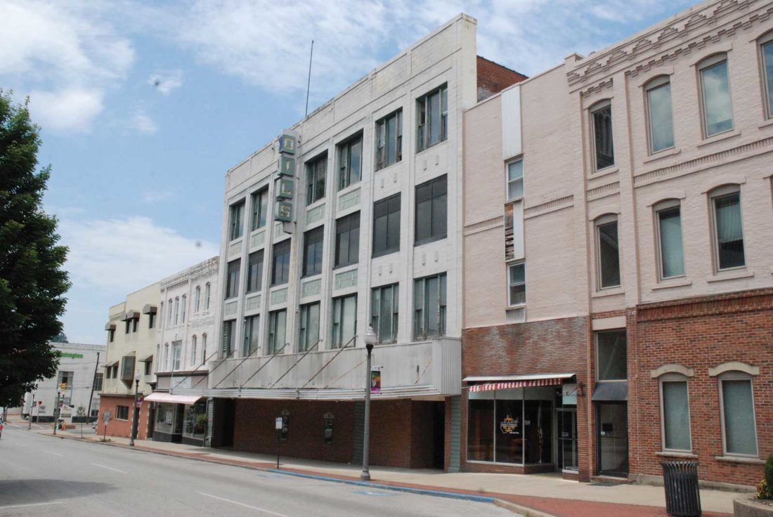 Dils Center efforts to continue | News, Sports, Jobs - News and Sentinel